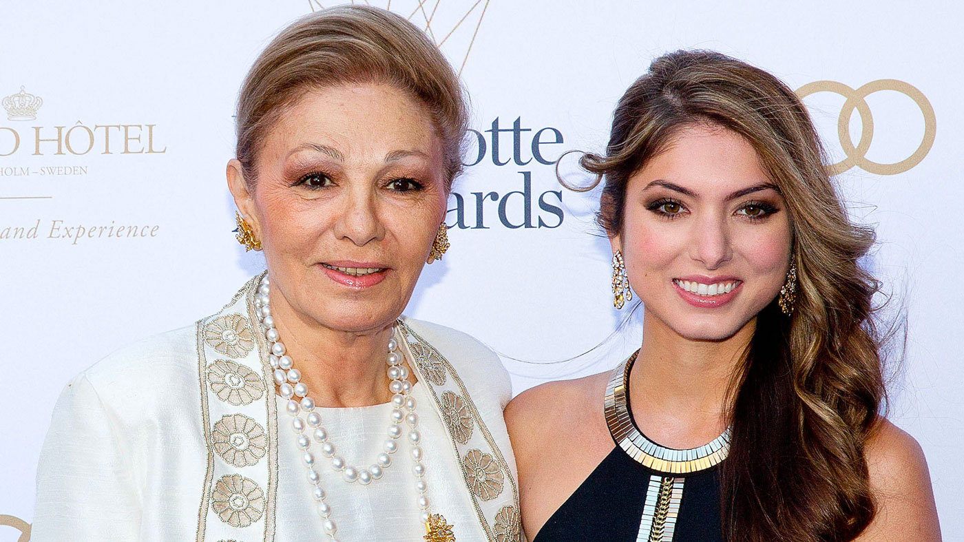La princesse Noor Pahlavi garde espoir que sa grand-mère, l'impératrice ...
