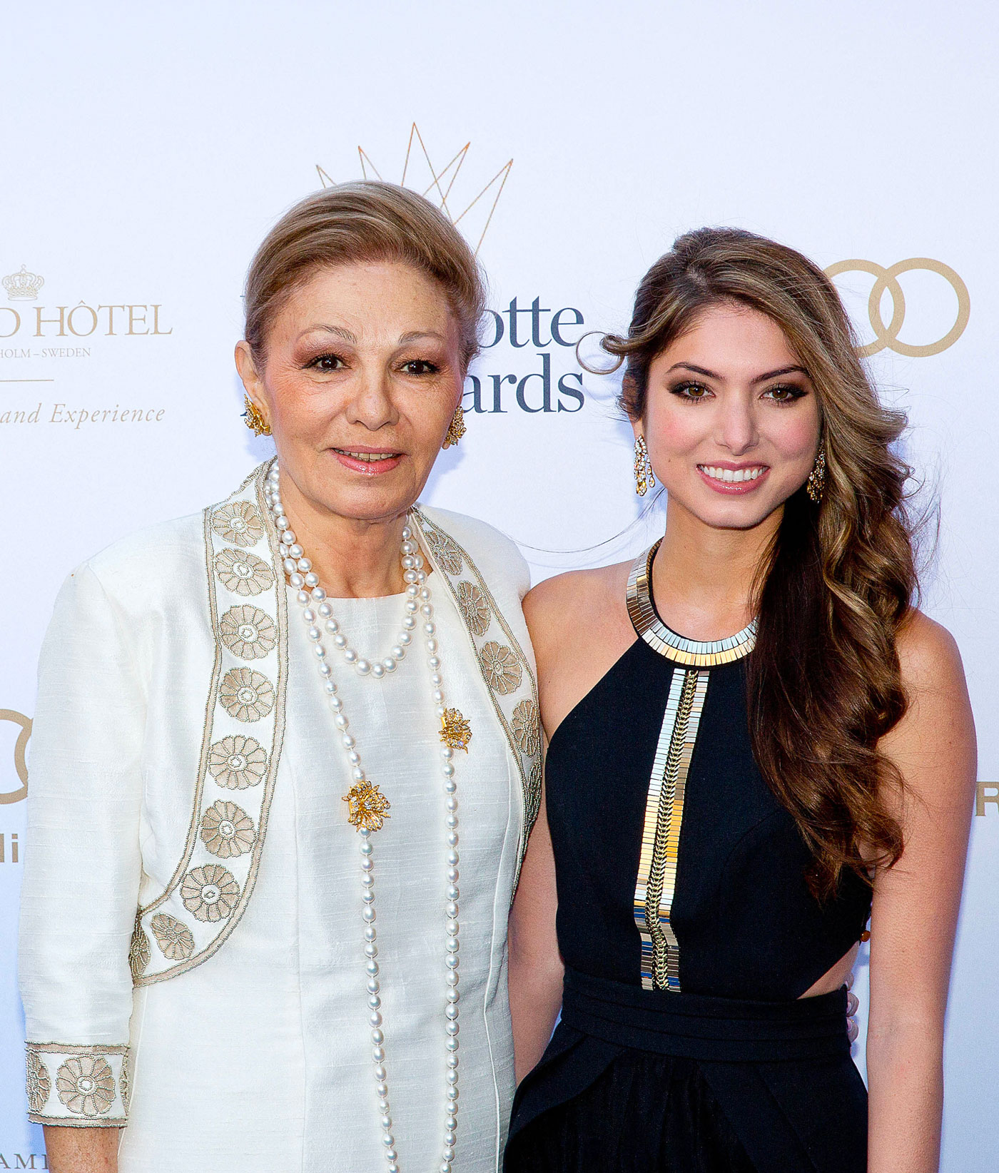 La princesse Noor Pahlavi garde espoir que sa grand-mère, l'impératrice ...