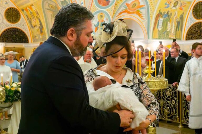 La princesse Kira Leonida baptisée à Moscou en présence de la grande ...