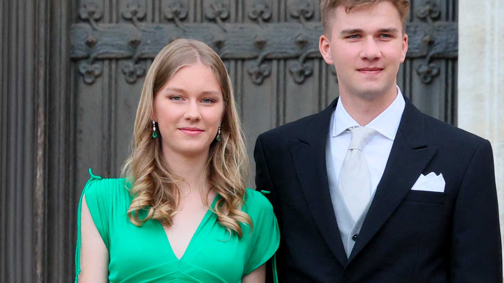 Videos porno de staisy fox noticed a new Asian doll on the