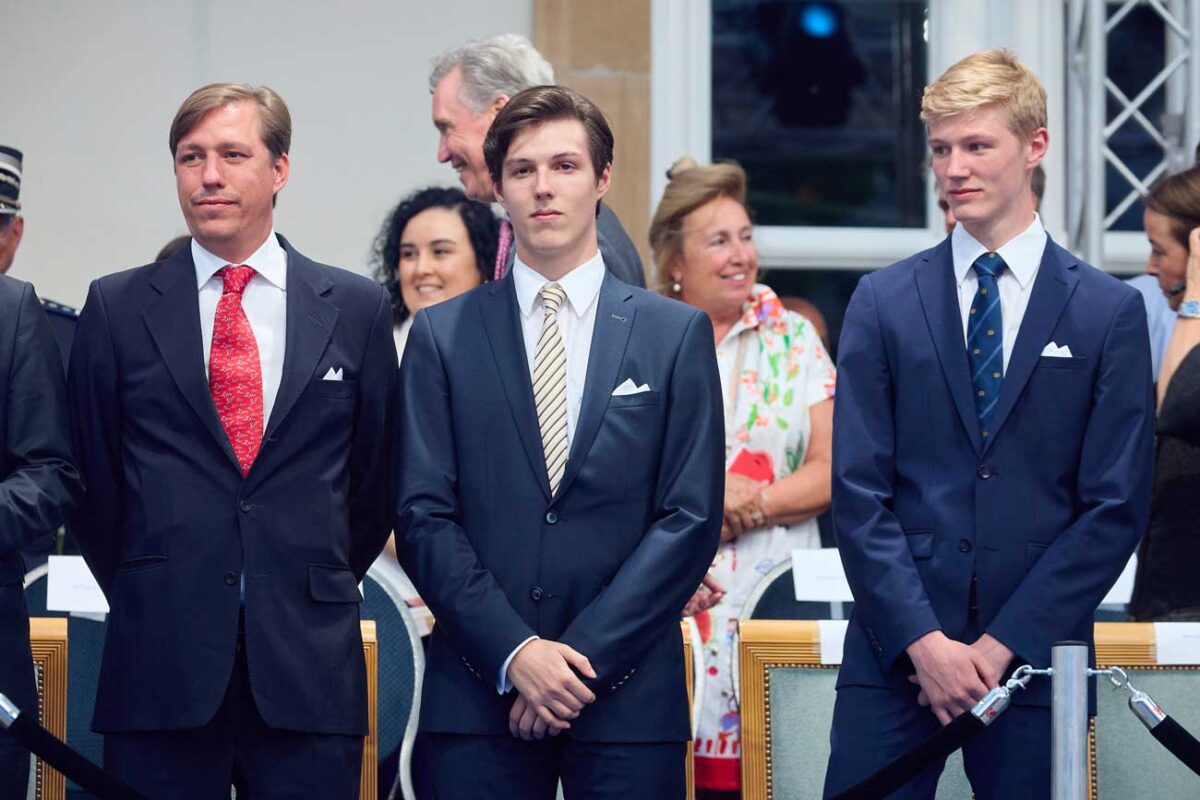 Le prince Gabriel fait la fierté de ses parents et devient le premier ...