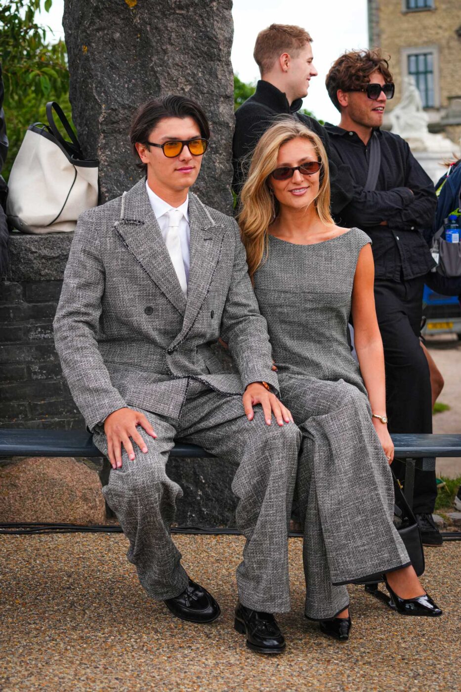 Trois tenues pour trois défilés dans la même journée : le comte Nikolai et Benedikte Thoustrup ...