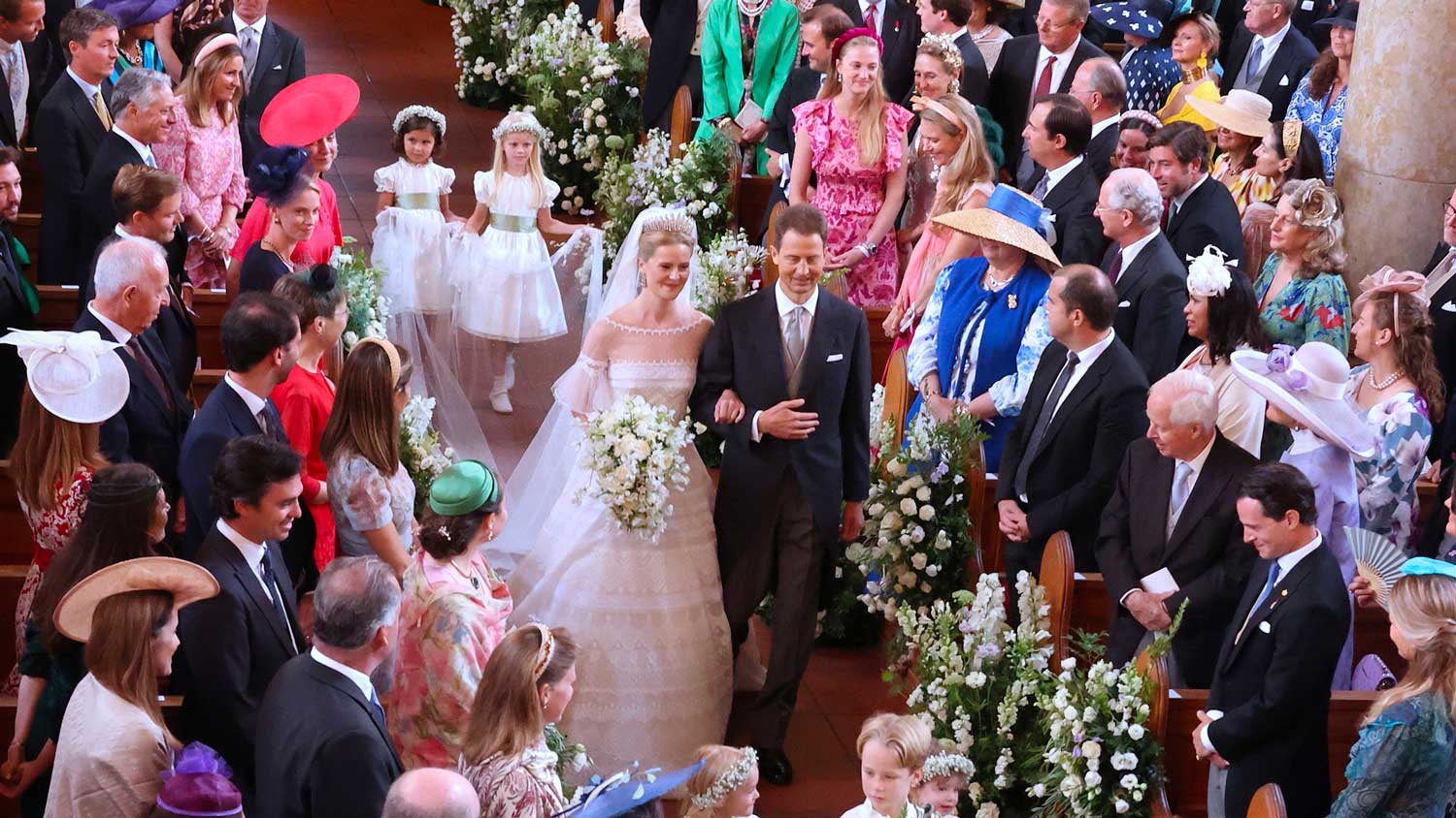 La princesse Luisa de Belgique discrète invitée du mariage de la princesse Marie Caroline de ...