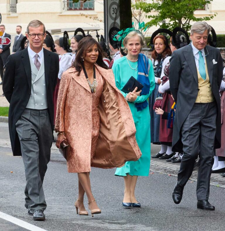 Le mariage de la princesse Marie Caroline de Liechtenstein célébré dans une Principauté en ...
