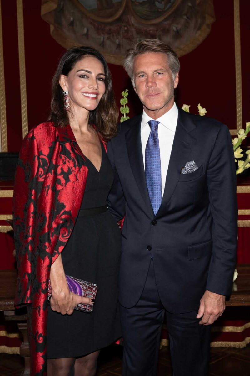Die Schweizer High Society versammelt sich um Prinz Emanuele Filiberto ...