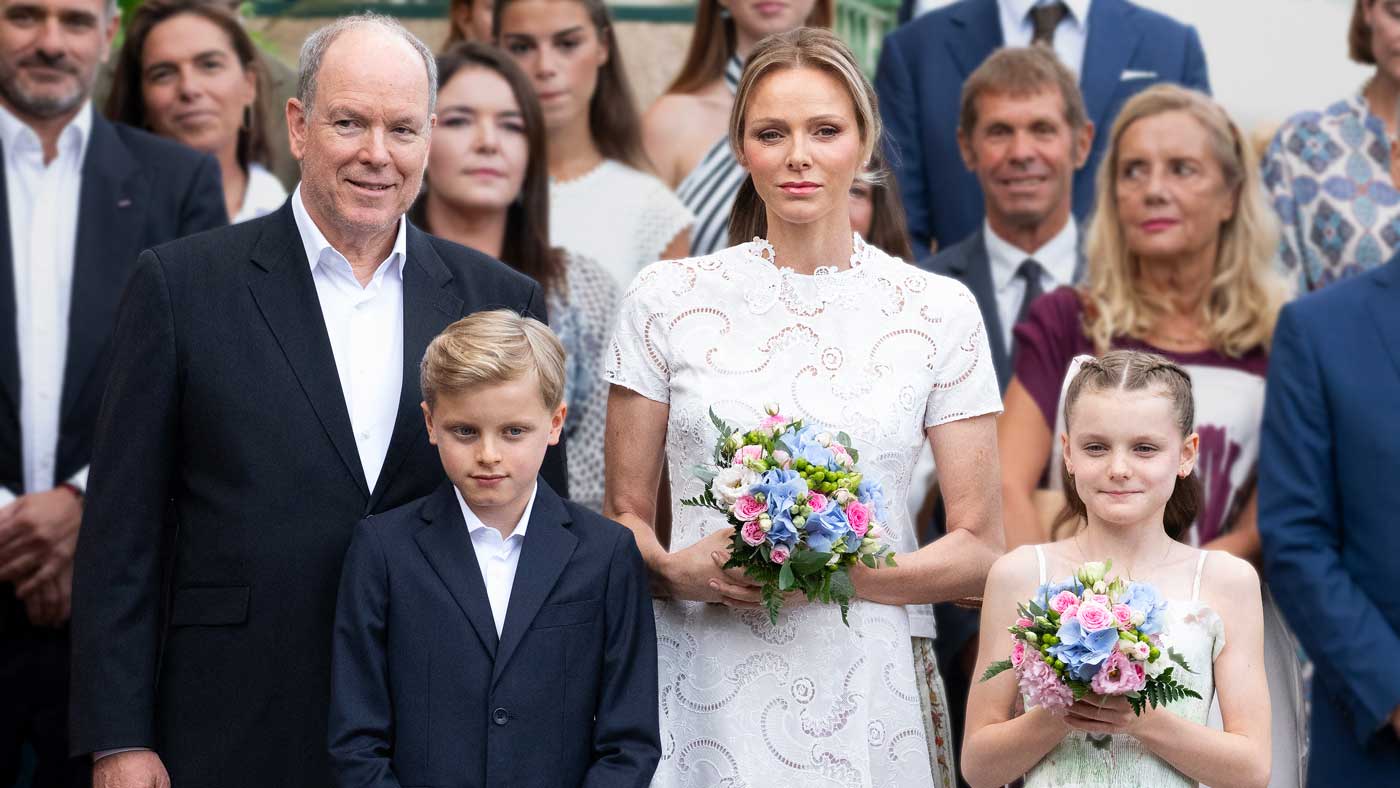 Gabriella de Monaco en Christian Dior et Charlène immaculée au ...