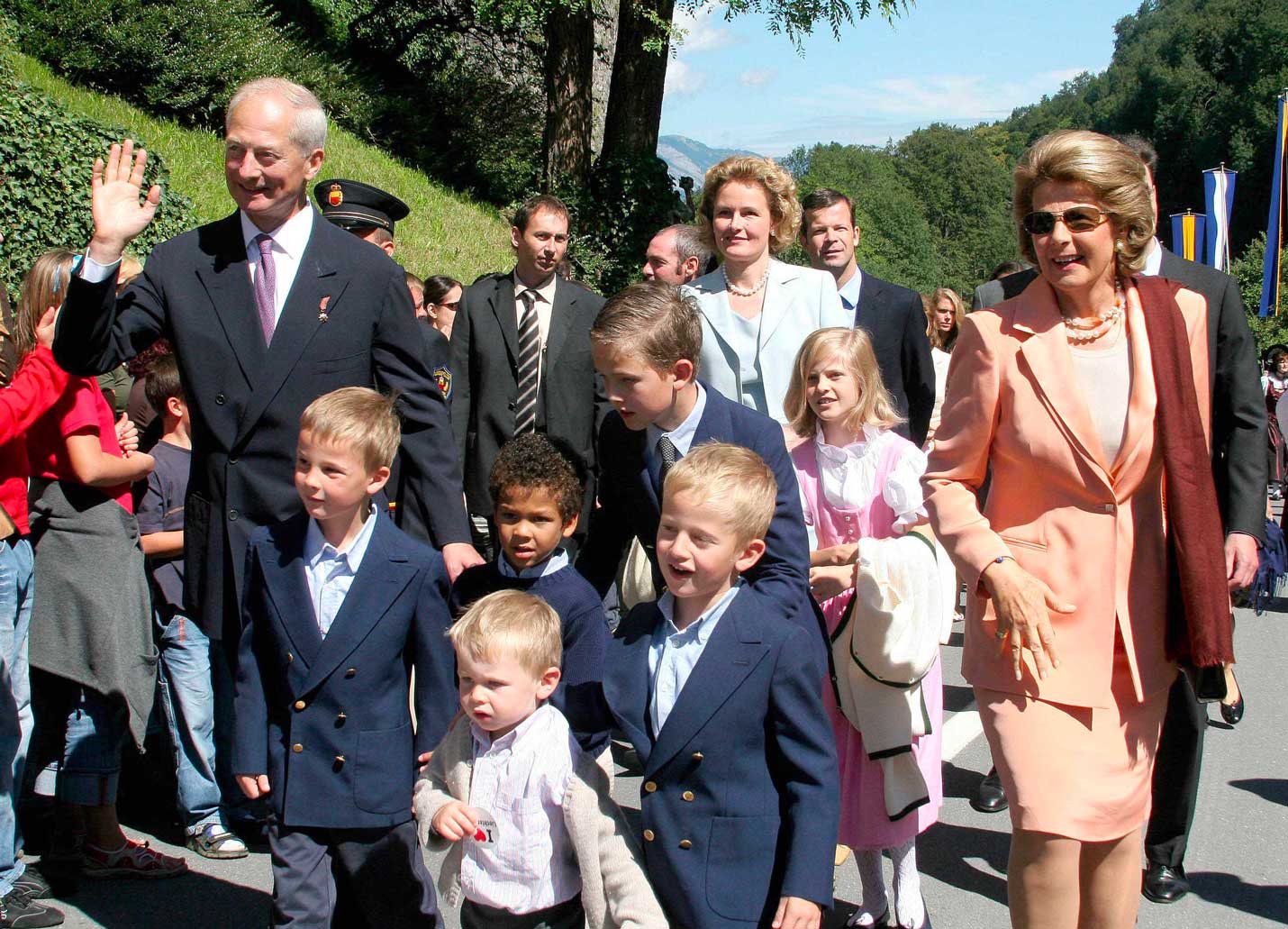 Qui est le mystérieux prince Alfons ? Le premier prince métis d'Europe ...