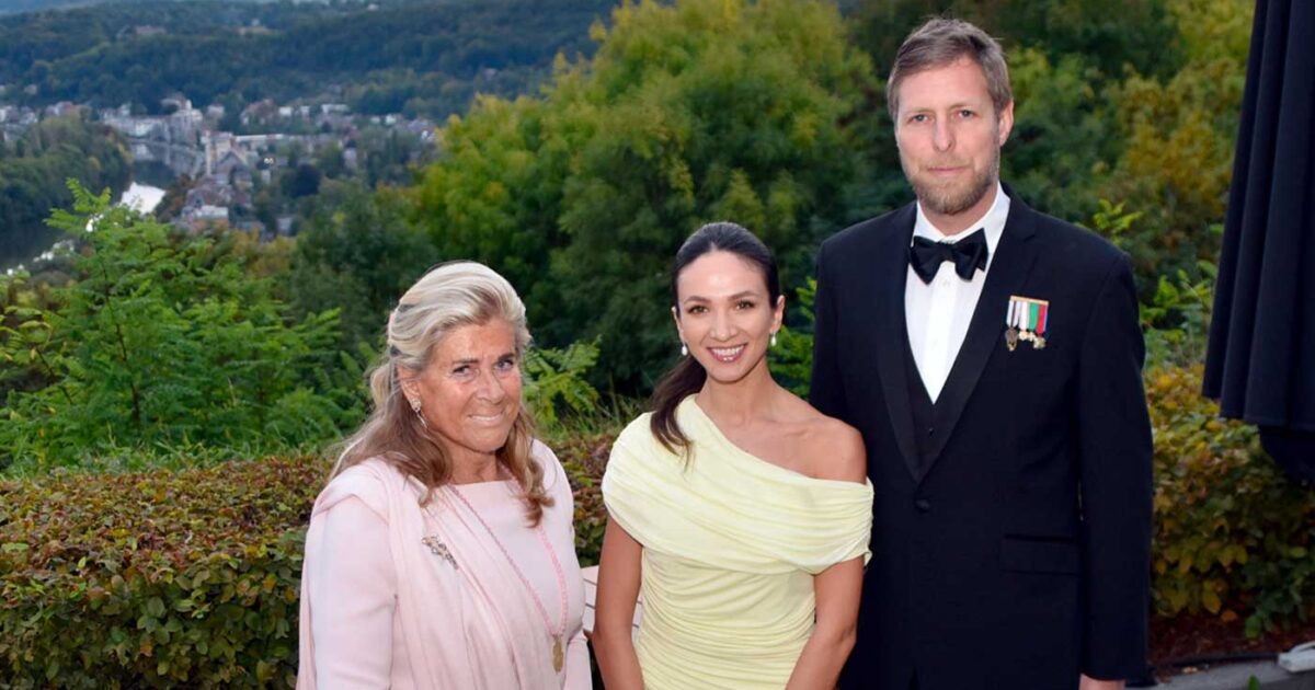 La princesse Léa accueille le prince Leka et sa fiancée en Belgique ...