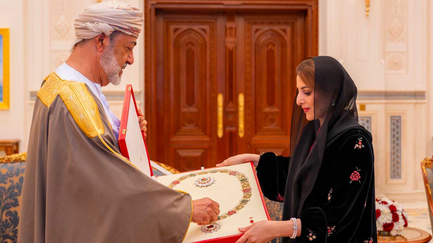 Le sultan d'Oman distingue son épouse : la princesse Ahad obtient ce ...