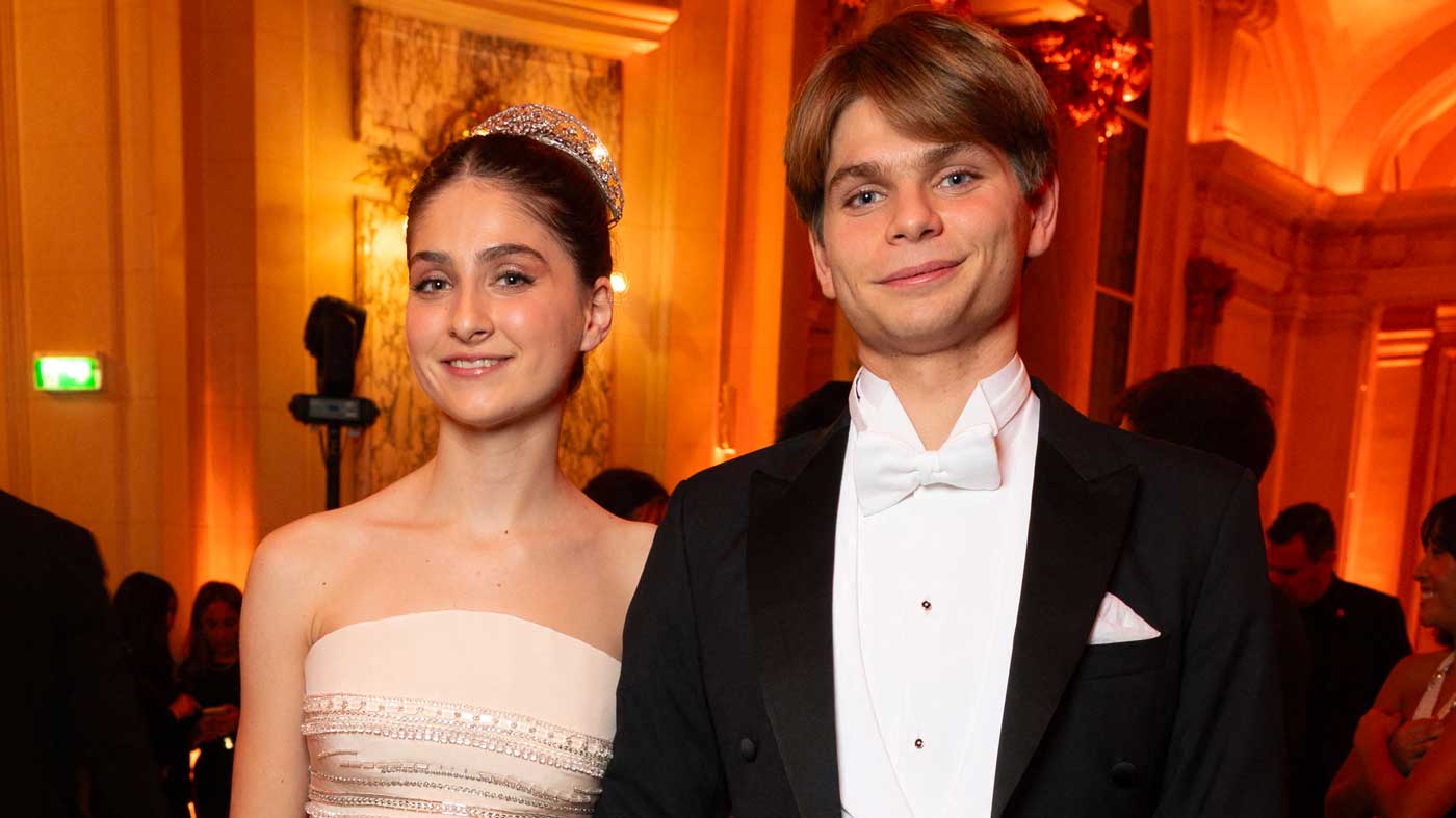 La princesse Isabelle et le prince Constantin parmi les Orléans ...