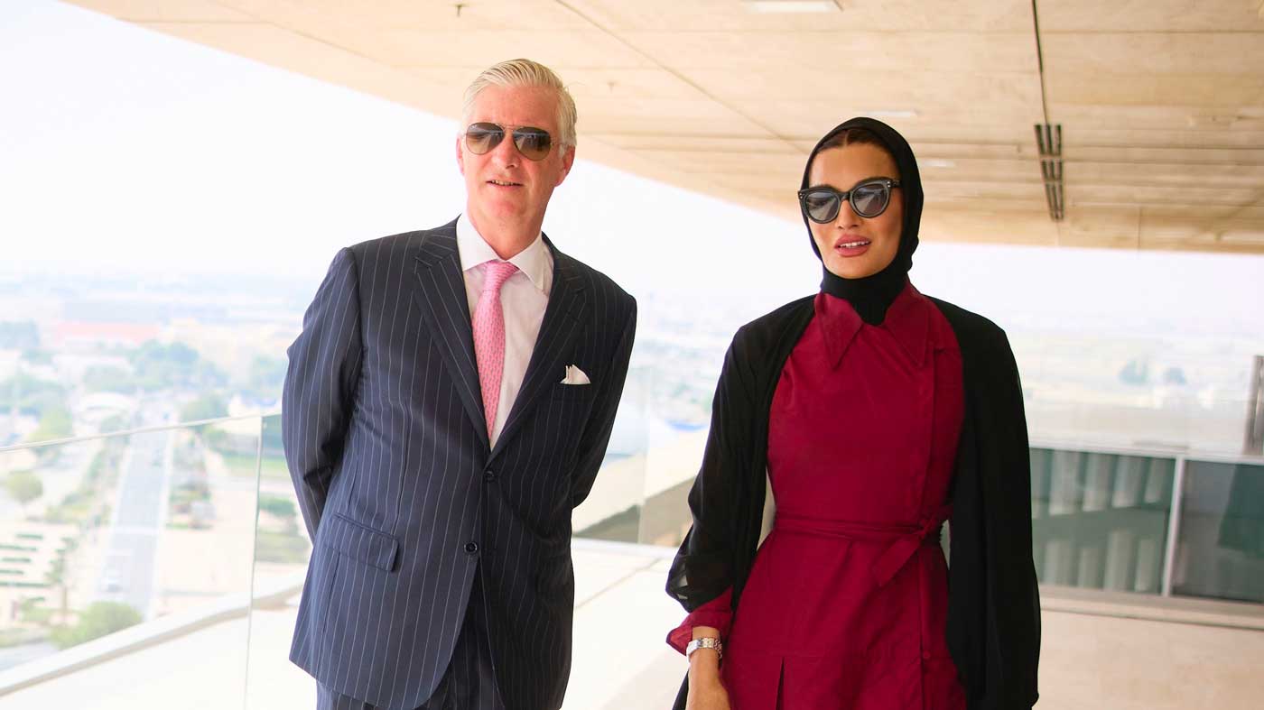 Le roi Philippe et la cheikha Moza du Qatar à la Cité de l'éducation de ...