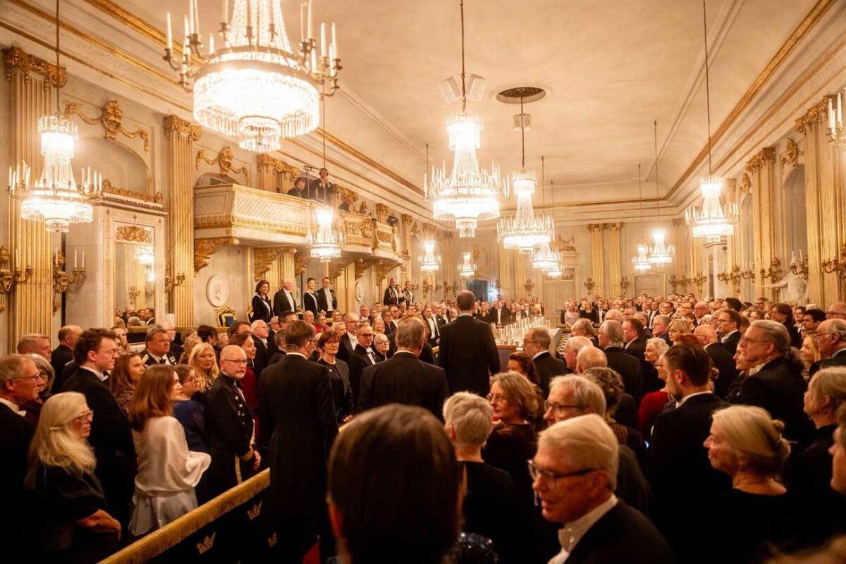 La famille royale assiste à la clôture de l'Académie suédoise en ...