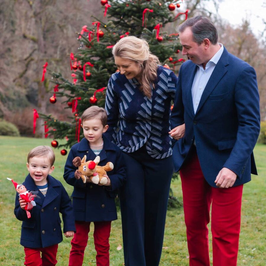 Les photos de famille du premier Noël de Guillaume et Stéphanie de ...