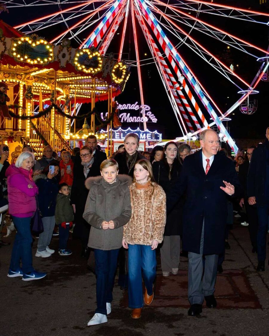 Jacques et Gabriella de Monaco au top de la mode d'hiver pour inaugurer ...