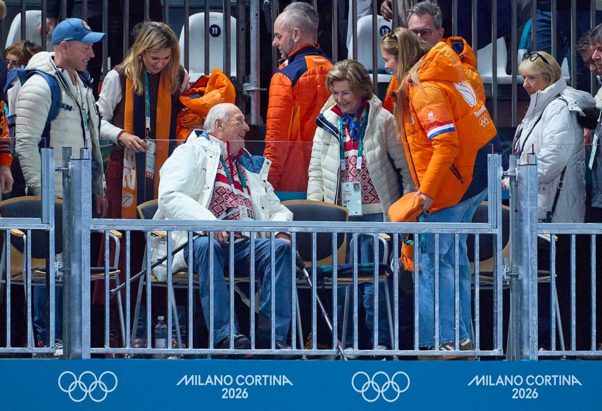 Médaille d'or à la princesse d'Orange pour sa parfaite révérence face ...