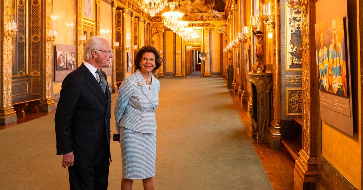 Le roi Carl XVI Gustaf et la reine Silvia plongés dans 50 ans de ...