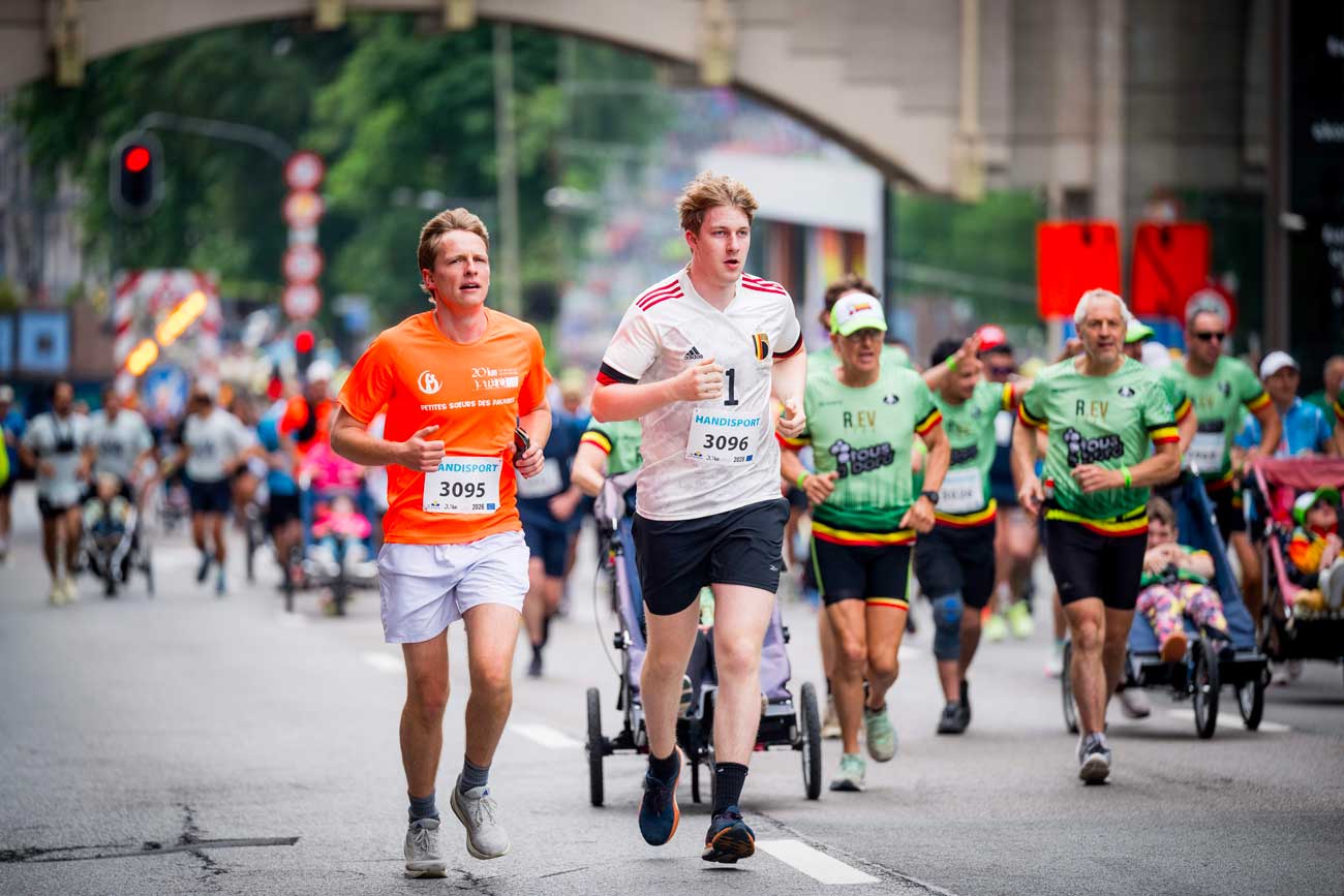 La course solidaire du prince Emmanuel aux 20 kilomètres de Bruxelles ...