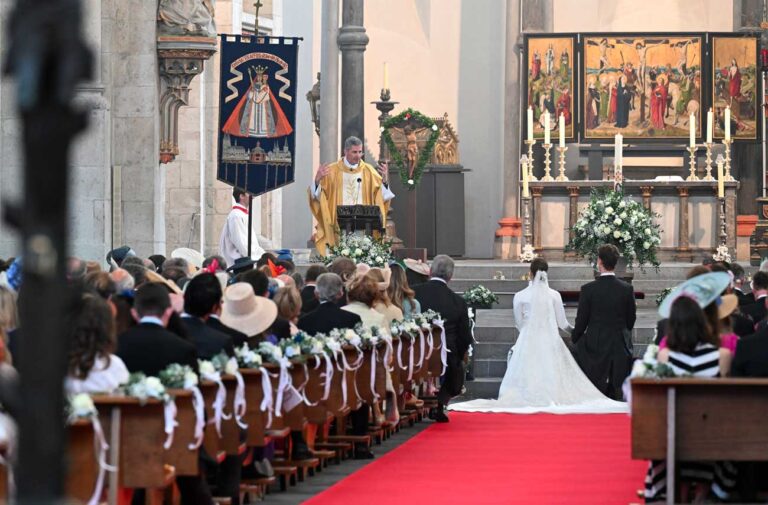 Le mariage du comte Maximilian, futur prince de Waldburg-Zeil et fils ...