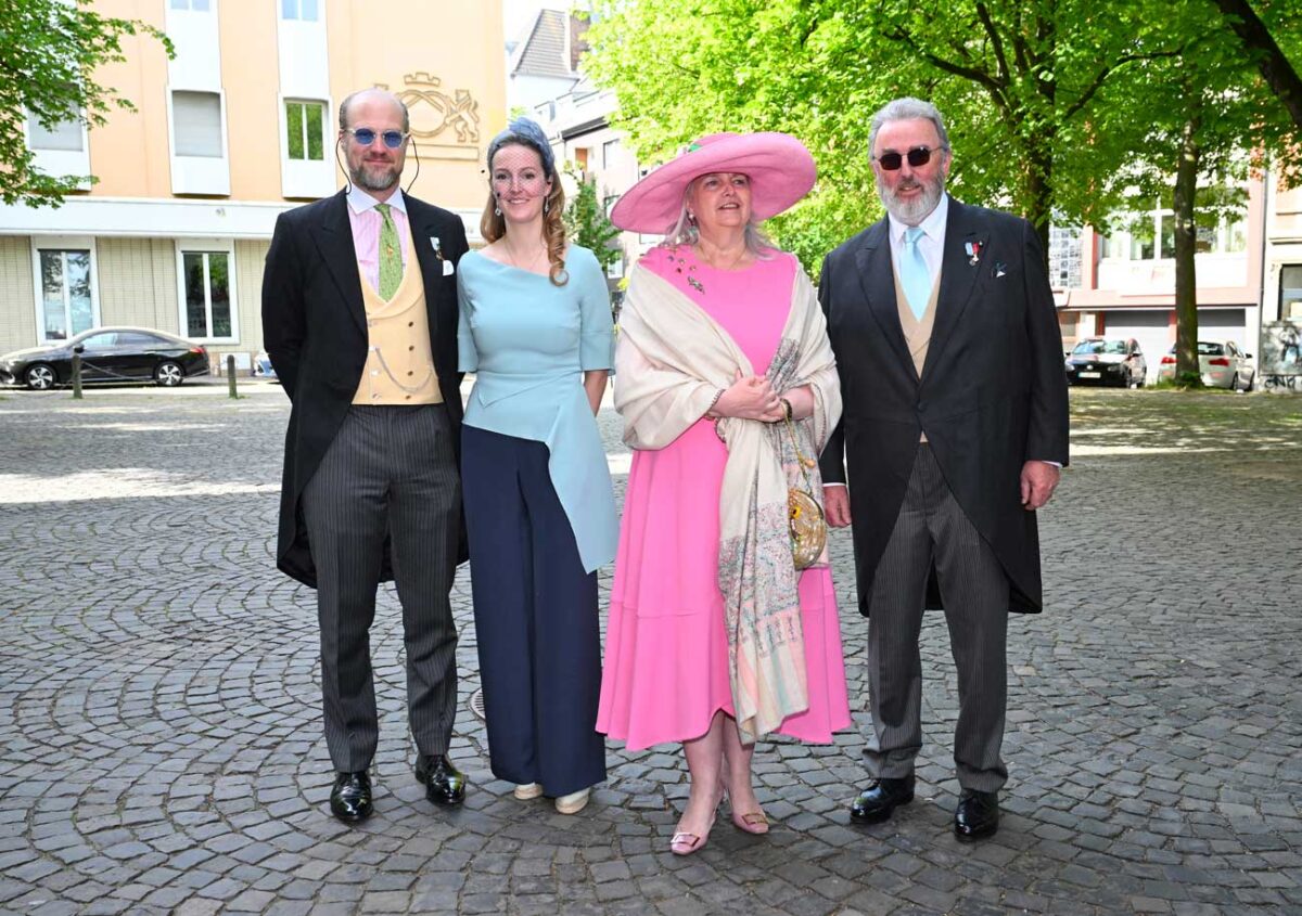 Le mariage du comte Maximilian, futur prince de Waldburg-Zeil et fils ...